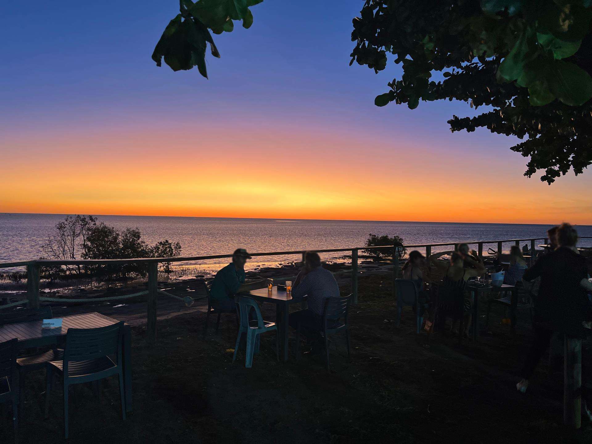 What's On - Sunset Tavern