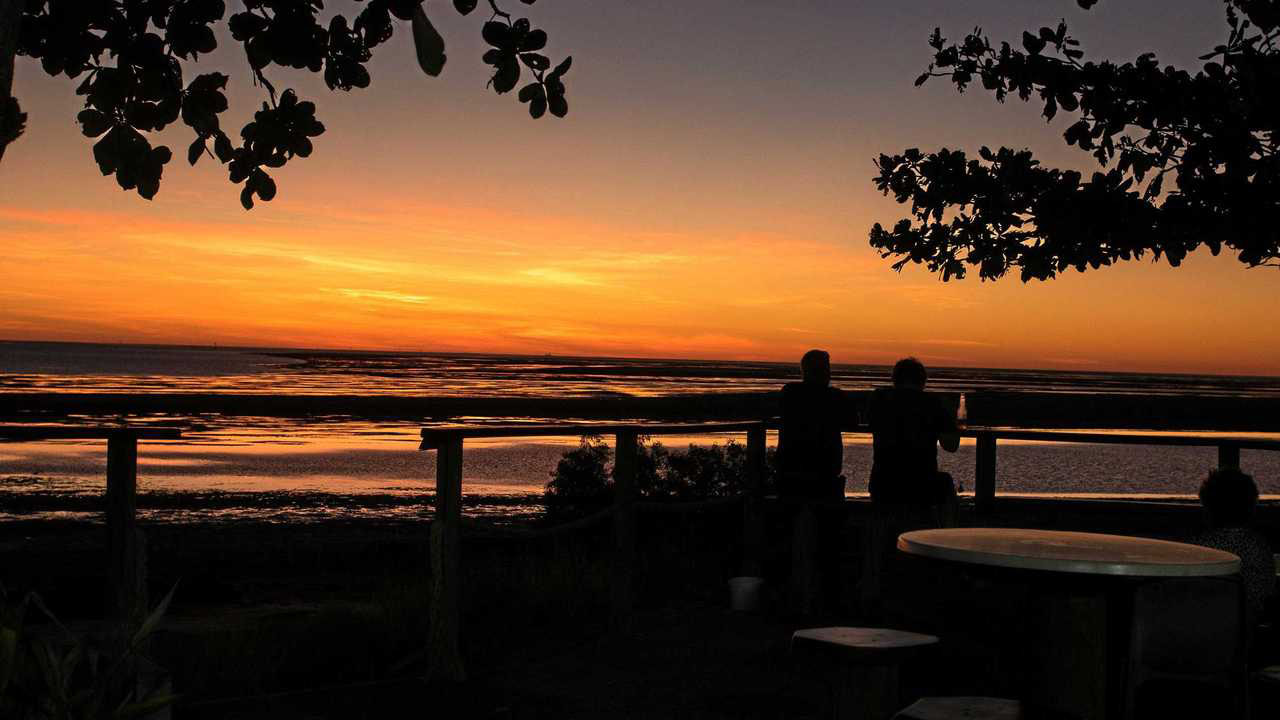 What's On - Sunset Tavern